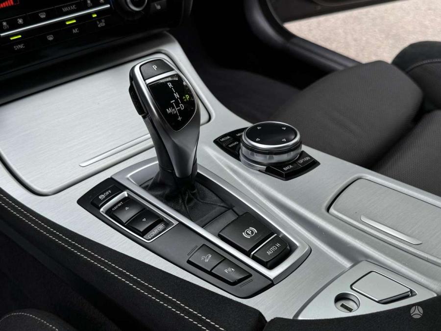 Pelēks BMW 530 2014 Jonava, ar dzinēja tilpumu 3.00 L un nobraukumu 299 tūkst. km par 10499 €, foto 42 vietnē AUTOMOTO.COM.LV