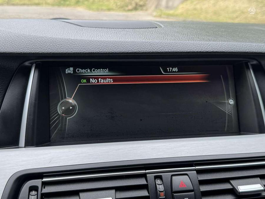 Pelēks BMW 530 2014 Jonava, ar dzinēja tilpumu 3.00 L un nobraukumu 299 tūkst. km par 10499 €, foto 55 vietnē AUTOMOTO.COM.LV
