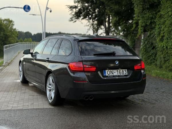 Pelēks BMW 530 2014 Daugavpils, ar dzinēja tilpumu 3.00 L un nobraukumu 197 tūkst. km par 15700 €, foto 2 vietnē AUTOMOTO.COM.LV