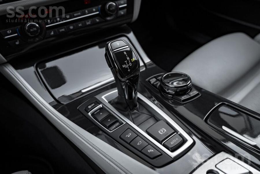 Pelēks BMW 530 2014 Rīga, ar dzinēja tilpumu 3.00 L un nobraukumu 337 tūkst. km par 11950 €, foto 21 vietnē AUTOMOTO.COM.LV