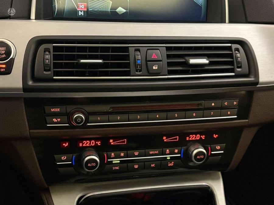 Pelēks BMW 530 2014 Marijampole, ar dzinēja tilpumu 2.99 L un nobraukumu 243 tūkst. km par 11650 €, foto 14 vietnē AUTOMOTO.COM.LV
