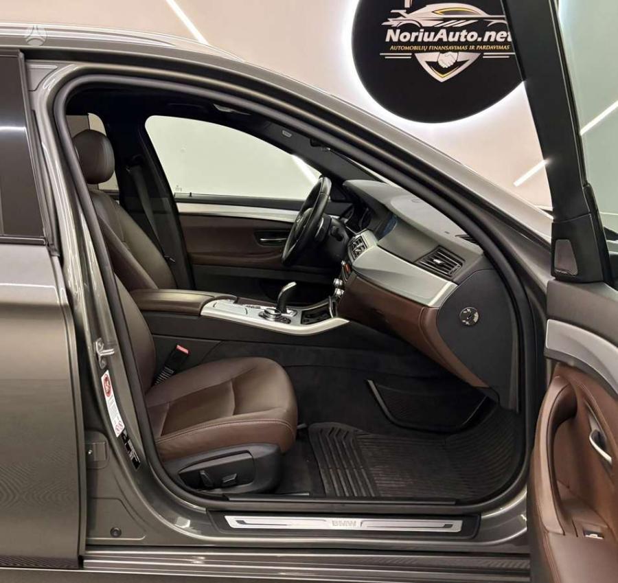 Pelēks BMW 530 2014 Marijampole, ar dzinēja tilpumu 2.99 L un nobraukumu 243 tūkst. km par 11650 €, foto 16 vietnē AUTOMOTO.COM.LV