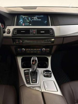Pelēks BMW 530 2014 Marijampole, ar dzinēja tilpumu 2.99 L un nobraukumu 243 tūkst. km par 11650 €, foto 18 vietnē AUTOMOTO.COM.LV