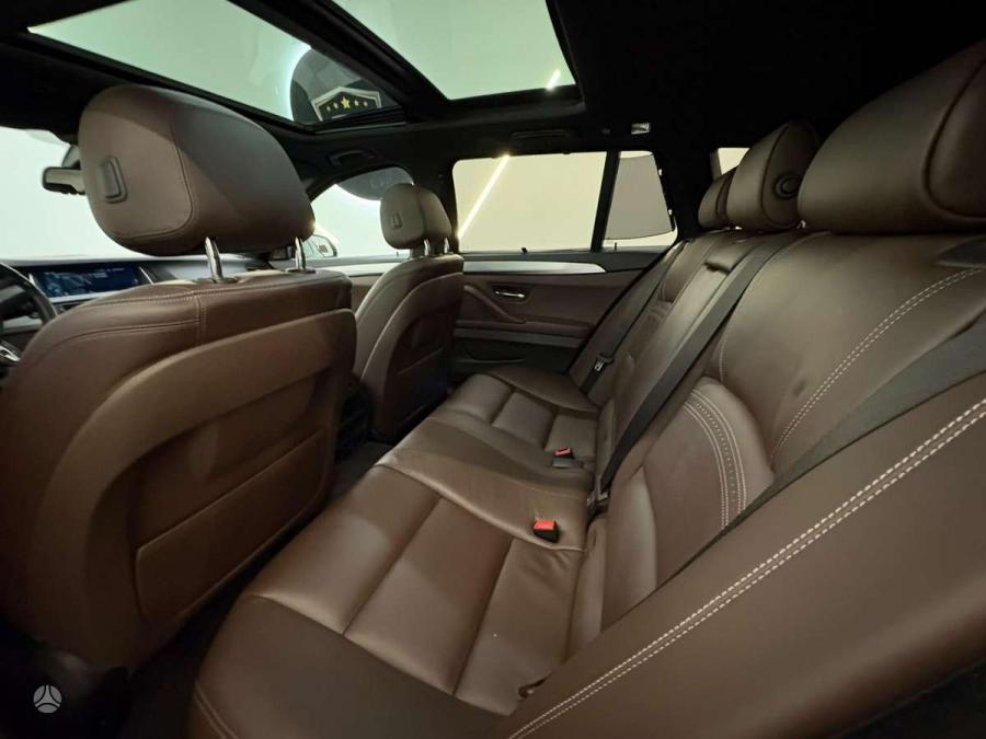 Pelēks BMW 530 2014 Marijampole, ar dzinēja tilpumu 2.99 L un nobraukumu 243 tūkst. km par 11450 €, foto 20 vietnē AUTOMOTO.COM.LV