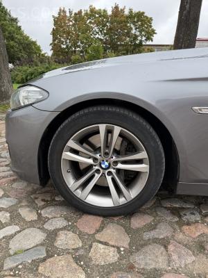 Pelēks BMW 530 2014 Jelgava, ar dzinēja tilpumu 3.00 L un nobraukumu 275 tūkst. km par 12000 €, foto 11 vietnē AUTOMOTO.COM.LV