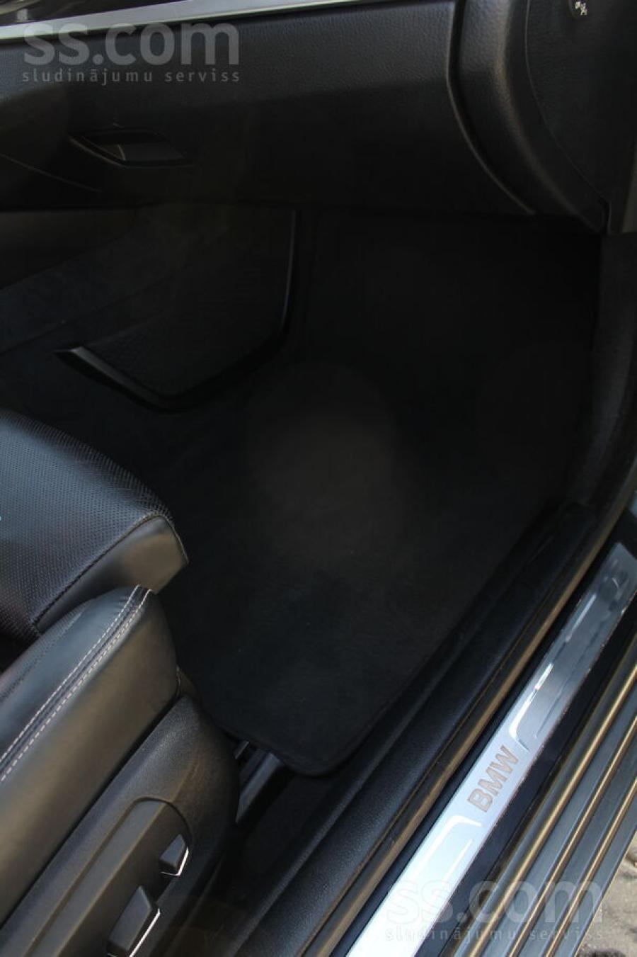 Grey BMW 530 2014 in Riga, with an engine capacity of 3.00 L and mileage of 261 thousand km for 14200 €, photo 7 on AUTOMOTO.COM.LV