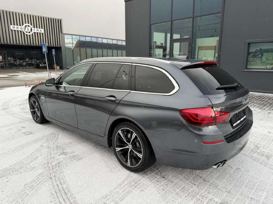 Pelēks BMW 530 2015 Šauļi, ar dzinēja tilpumu 3.00 L un nobraukumu 273 tūkst. km par 10800 €, foto 4 vietnē AUTOMOTO.COM.LV