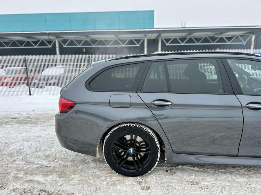 Pelēks BMW 530 2015 Šauļi, ar dzinēja tilpumu 2.99 L un nobraukumu 277 tūkst. km par 12600 €, foto 6 vietnē AUTOMOTO.COM.LV