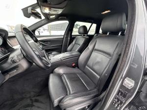 Pelēks BMW 530 2015 Šauļi, ar dzinēja tilpumu 2.99 L un nobraukumu 277 tūkst. km par 12600 €, foto 14 vietnē AUTOMOTO.COM.LV