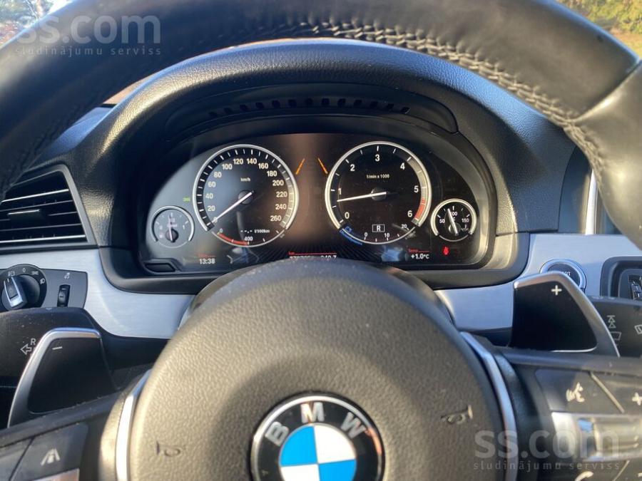 Grey BMW 530 2015 in Valka, with an engine capacity of 3.00 L and mileage of 382 thousand km for 14000 €, photo 12 on AUTOMOTO.COM.LV