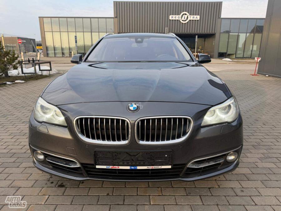 Grey BMW 530 2015 in Siauliai, with an engine capacity of 3.00 L and mileage of 273 thousand km for 10500 €, photo 4 on AUTOMOTO.COM.LV
