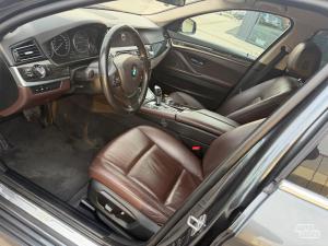 Grey BMW 530 2015 in Siauliai, with an engine capacity of 3.00 L and mileage of 273 thousand km for 10500 €, photo 16 on AUTOMOTO.COM.LV