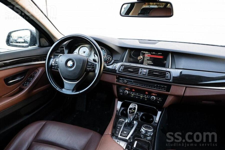 Grey BMW 530 2015 in Riga, with an engine capacity of 3.00 L and mileage of 260 thousand km for 11500 €, photo 9 on AUTOMOTO.COM.LV