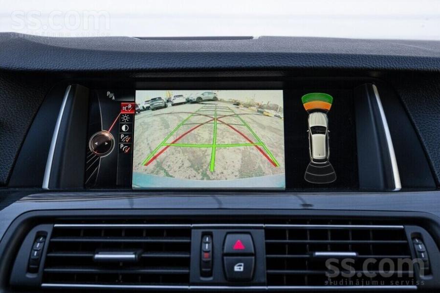 Grey BMW 530 2015 in Riga, with an engine capacity of 3.00 L and mileage of 260 thousand km for 11500 €, photo 12 on AUTOMOTO.COM.LV