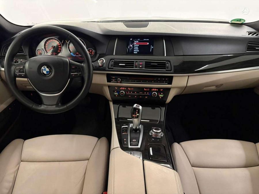 Pelēks BMW 530 2015 Marijampole, ar dzinēja tilpumu 2.99 L un nobraukumu 331 tūkst. km par 10999 €, foto 19 vietnē AUTOMOTO.COM.LV