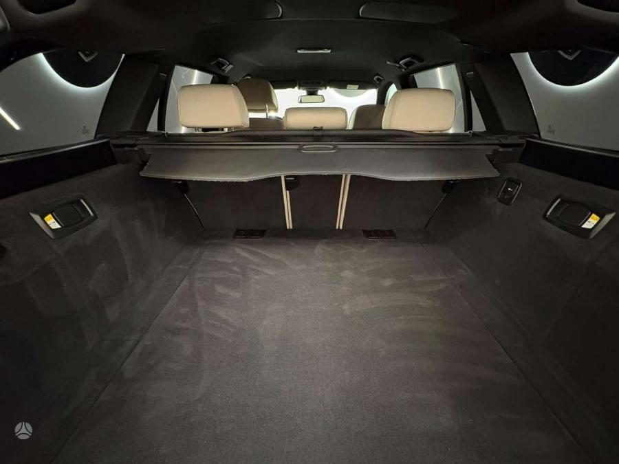Pelēks BMW 530 2015 Marijampole, ar dzinēja tilpumu 2.99 L un nobraukumu 331 tūkst. km par 10999 €, foto 32 vietnē AUTOMOTO.COM.LV