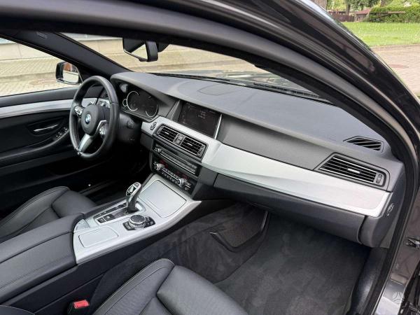 Grey BMW 530 2015 in Marijampole, with an engine capacity of 2.99 L and mileage of 360 thousand km for 12300 €, photo 10 on AUTOMOTO.COM.LV