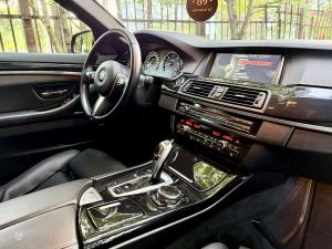 Pelēks BMW 530 2015 Kauņa, ar dzinēja tilpumu 0.00 L un nobraukumu 303 tūkst. km par 10800 €, foto 15 vietnē AUTOMOTO.COM.LV