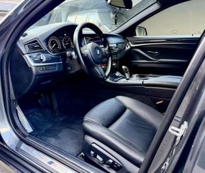 Grey BMW 530 2015 in Kaunas, with an engine capacity of 0.00 L and mileage of 303 thousand km for 9700 €, photo 16 on AUTOMOTO.COM.LV