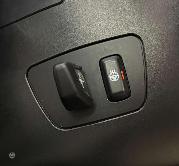 Grey BMW 530 2015 in Marijampole, with an engine capacity of 2.99 L and mileage of 331 thousand km for 10450 €, photo 11 on AUTOMOTO.COM.LV