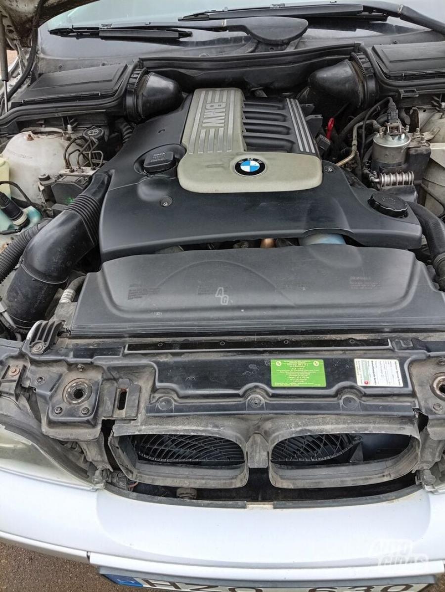 Grey BMW 530 2015 in Ukmerge, with an engine capacity of 3.00 L and mileage of 354 thousand km for 1450 €, photo 4 on AUTOMOTO.COM.LV