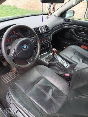 Grey BMW 530 2015 in Ukmerge, with an engine capacity of 3.00 L and mileage of 354 thousand km for 1450 €, photo 7 on AUTOMOTO.COM.LV