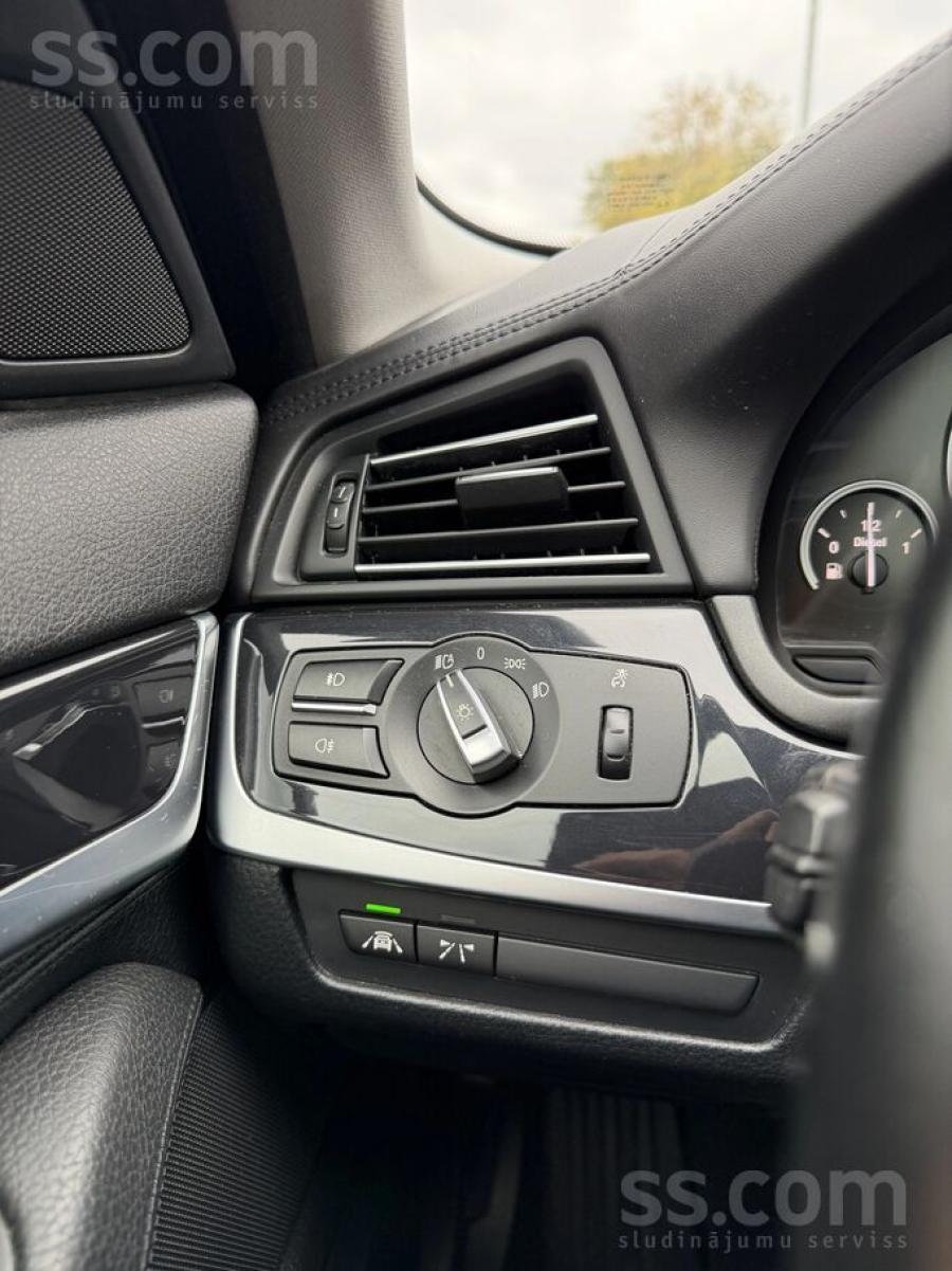 Pelēks BMW 530 2015 Ogre, ar dzinēja tilpumu 3.00 L un nobraukumu 398 tūkst. km par 14850 €, foto 16 vietnē AUTOMOTO.COM.LV