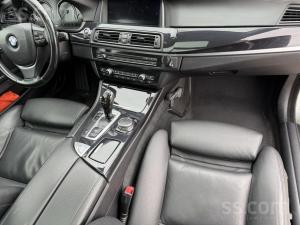 Pelēks BMW 530 2015 Ogre, ar dzinēja tilpumu 3.00 L un nobraukumu 398 tūkst. km par 14850 €, foto 33 vietnē AUTOMOTO.COM.LV