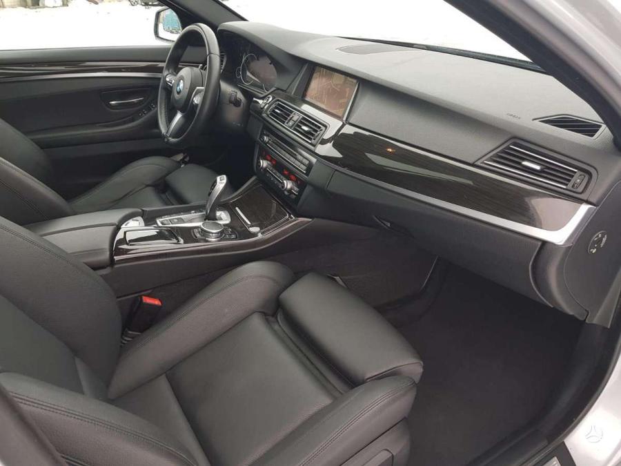 Pelēks BMW 530 2016 Šauļi, ar dzinēja tilpumu 2.99 L un nobraukumu 273 tūkst. km par 10900 €, foto 7 vietnē AUTOMOTO.COM.LV