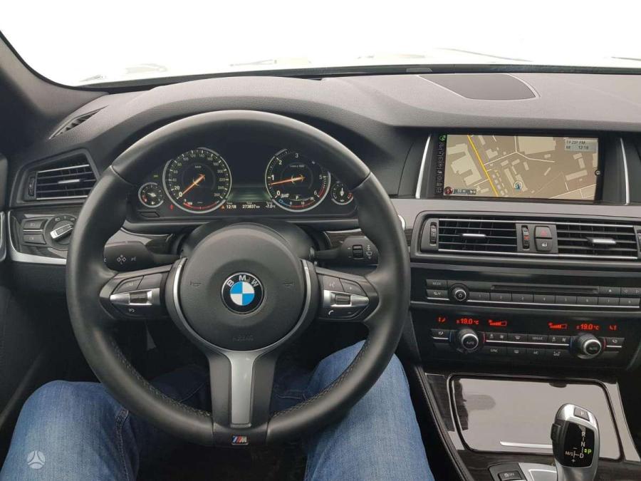 Pelēks BMW 530 2016 Šauļi, ar dzinēja tilpumu 2.99 L un nobraukumu 273 tūkst. km par 10900 €, foto 18 vietnē AUTOMOTO.COM.LV