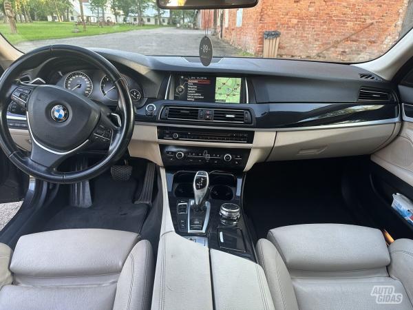 Grey BMW 530 2016 in Kaunas, with an engine capacity of 3.00 L and mileage of 385 thousand km for 10600 €, photo 9 on AUTOMOTO.COM.LV