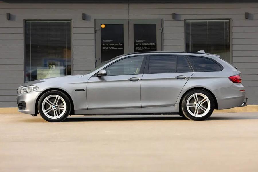 Grey BMW 530 2016 in Jelgava, with an engine capacity of 3.00 L and mileage of 269 thousand km for 12650 €, photo 7 on AUTOMOTO.COM.LV
