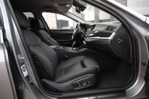 Grey BMW 530 2016 in Jelgava, with an engine capacity of 3.00 L and mileage of 269 thousand km for 12650 €, photo 10 on AUTOMOTO.COM.LV