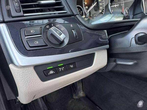 Grey BMW 530 2016 in Kaunas, with an engine capacity of 2.99 L and mileage of 370 thousand km for 9500 €, photo 9 on AUTOMOTO.COM.LV