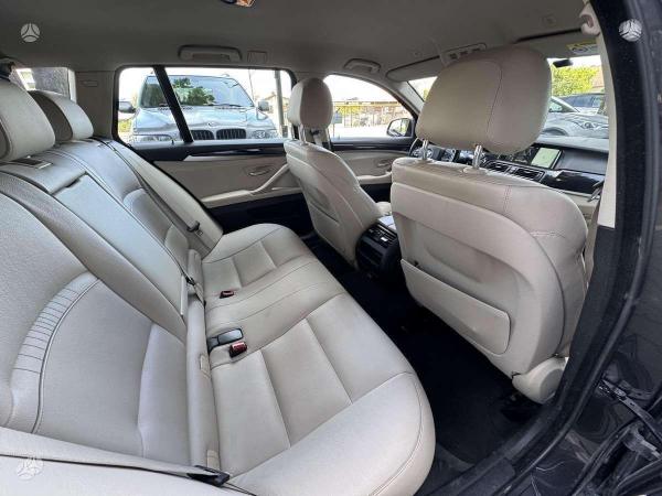 Grey BMW 530 2016 in Kaunas, with an engine capacity of 2.99 L and mileage of 370 thousand km for 9500 €, photo 10 on AUTOMOTO.COM.LV