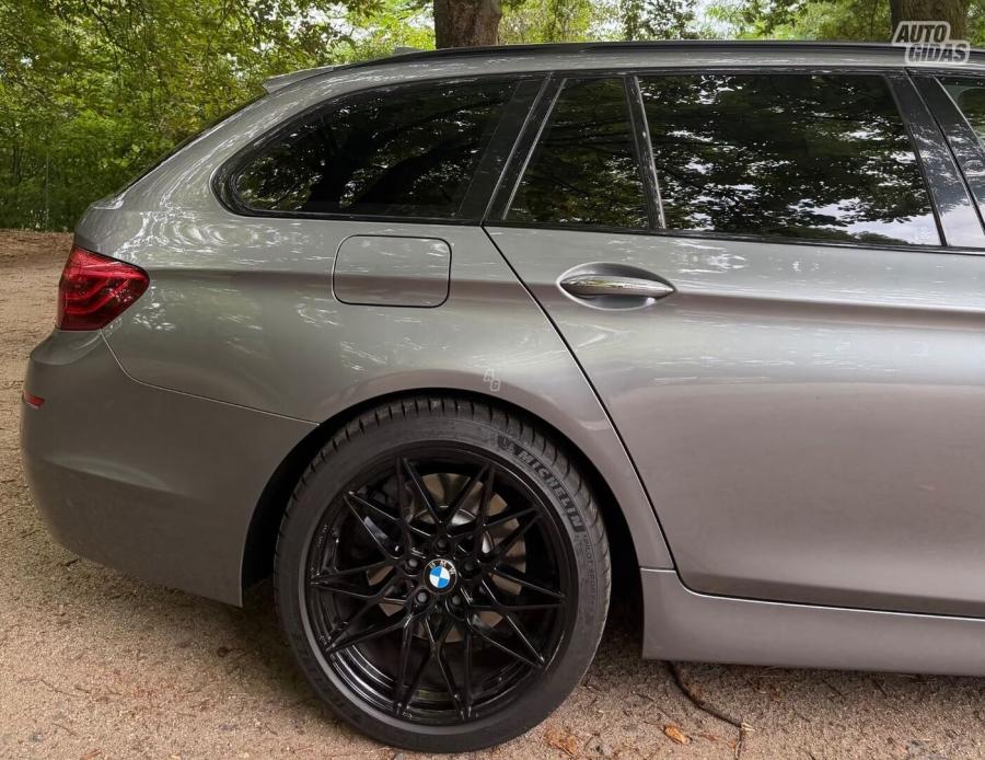 Pelēks BMW 530 2016 Kauņa, ar dzinēja tilpumu 3.00 L un nobraukumu 160 tūkst. km par 19000 €, foto 4 vietnē AUTOMOTO.COM.LV