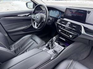 Pelēks BMW 530 2017 Viļņa, ar dzinēja tilpumu 3.00 L un nobraukumu 177 tūkst. km par 19990 €, foto 25 vietnē AUTOMOTO.COM.LV
