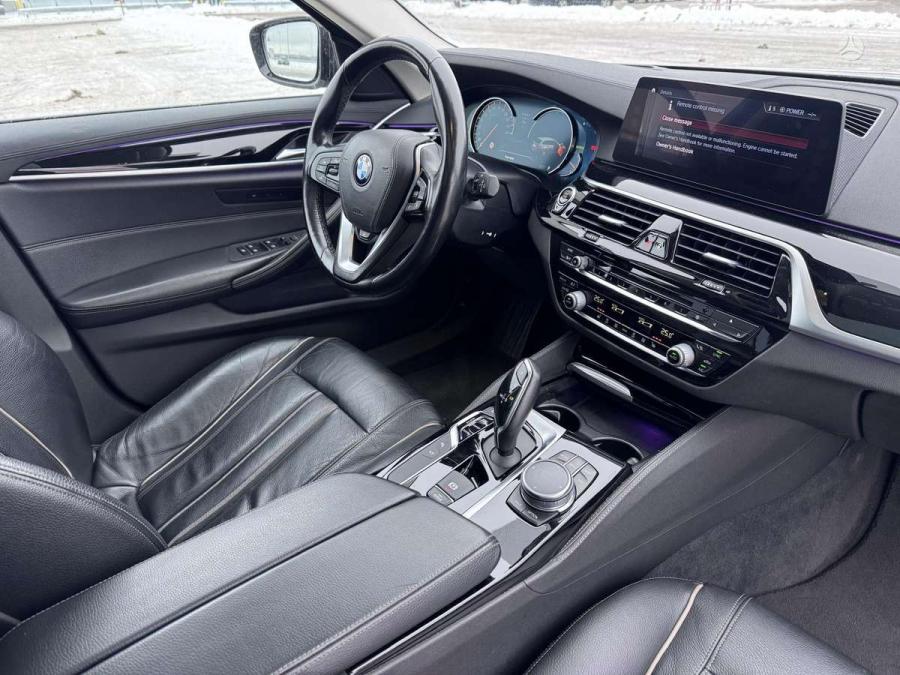 Pelēks BMW 530 2017 Viļņa, ar dzinēja tilpumu 3.00 L un nobraukumu 177 tūkst. km par 19990 €, foto 25 vietnē AUTOMOTO.COM.LV