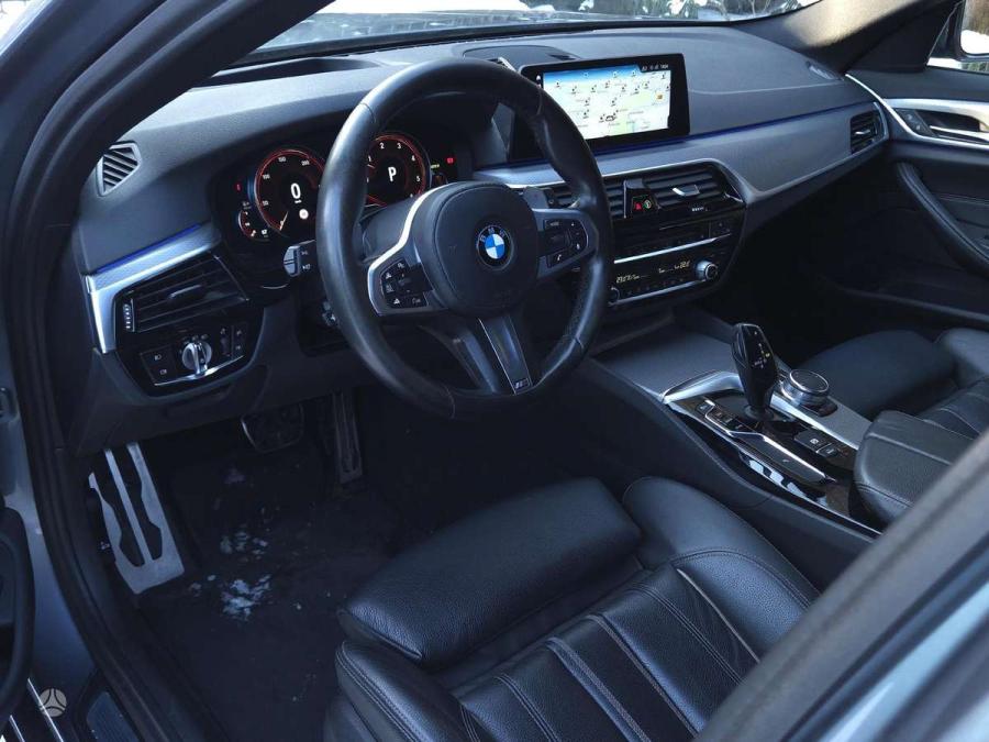 Pelēks BMW 530 2017 Kauņa, ar dzinēja tilpumu 3.00 L un nobraukumu 279 tūkst. km par 19999 €, foto 13 vietnē AUTOMOTO.COM.LV