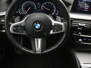 Pelēks BMW 530 2017 Viļņa, ar dzinēja tilpumu 2.00 L un nobraukumu 239 tūkst. km par 19199 €, foto 19 vietnē AUTOMOTO.COM.LV