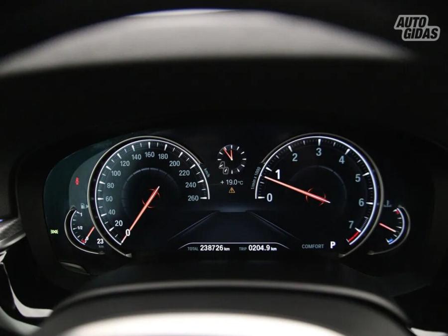 Pelēks BMW 530 2017 Viļņa, ar dzinēja tilpumu 2.00 L un nobraukumu 239 tūkst. km par 19199 €, foto 20 vietnē AUTOMOTO.COM.LV
