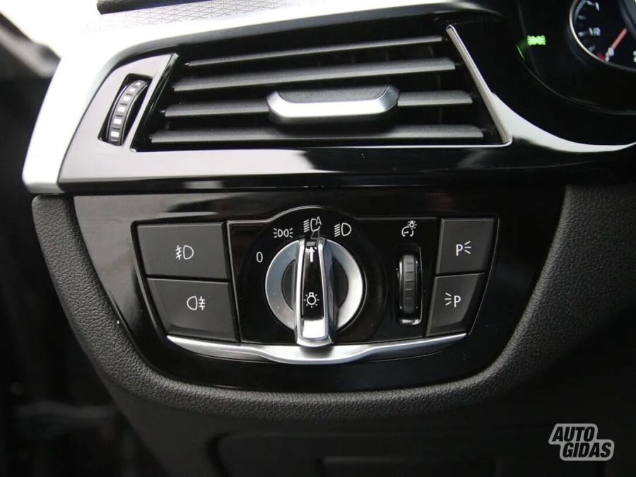 Pelēks BMW 530 2017 Viļņa, ar dzinēja tilpumu 2.00 L un nobraukumu 239 tūkst. km par 19199 €, foto 28 vietnē AUTOMOTO.COM.LV