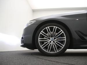 Pelēks BMW 530 2017 Viļņa, ar dzinēja tilpumu 2.00 L un nobraukumu 239 tūkst. km par 19199 €, foto 29 vietnē AUTOMOTO.COM.LV