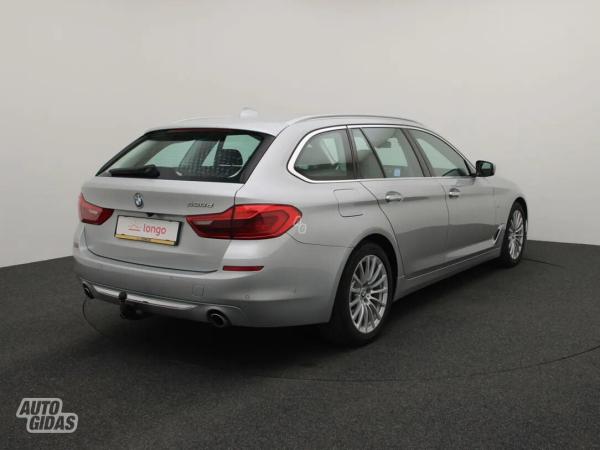 Grey BMW 530 2017 in Vilnius, with an engine capacity of 3.00 L and mileage of 205 thousand km for 19999 €, photo 8 on AUTOMOTO.COM.LV