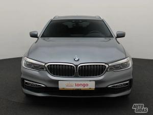 Grey BMW 530 2017 in Vilnius, with an engine capacity of 3.00 L and mileage of 243 thousand km for 19799 €, photo 4 on AUTOMOTO.COM.LV