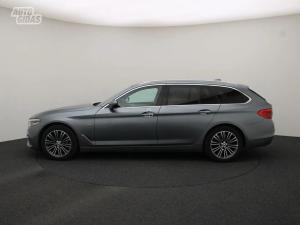 Grey BMW 530 2017 in Vilnius, with an engine capacity of 3.00 L and mileage of 243 thousand km for 19799 €, photo 7 on AUTOMOTO.COM.LV