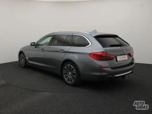 Grey BMW 530 2017 in Vilnius, with an engine capacity of 3.00 L and mileage of 243 thousand km for 19799 €, photo 8 on AUTOMOTO.COM.LV