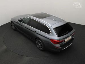 Grey BMW 530 2017 in Vilnius, with an engine capacity of 3.00 L and mileage of 243 thousand km for 19799 €, photo 13 on AUTOMOTO.COM.LV