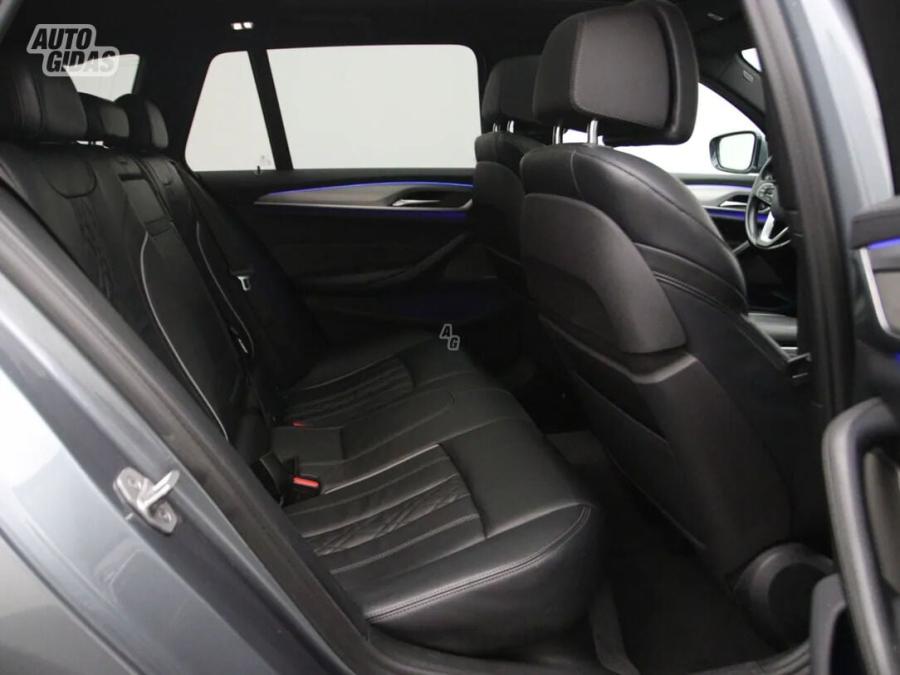 Grey BMW 530 2017 in Vilnius, with an engine capacity of 3.00 L and mileage of 243 thousand km for 19799 €, photo 16 on AUTOMOTO.COM.LV