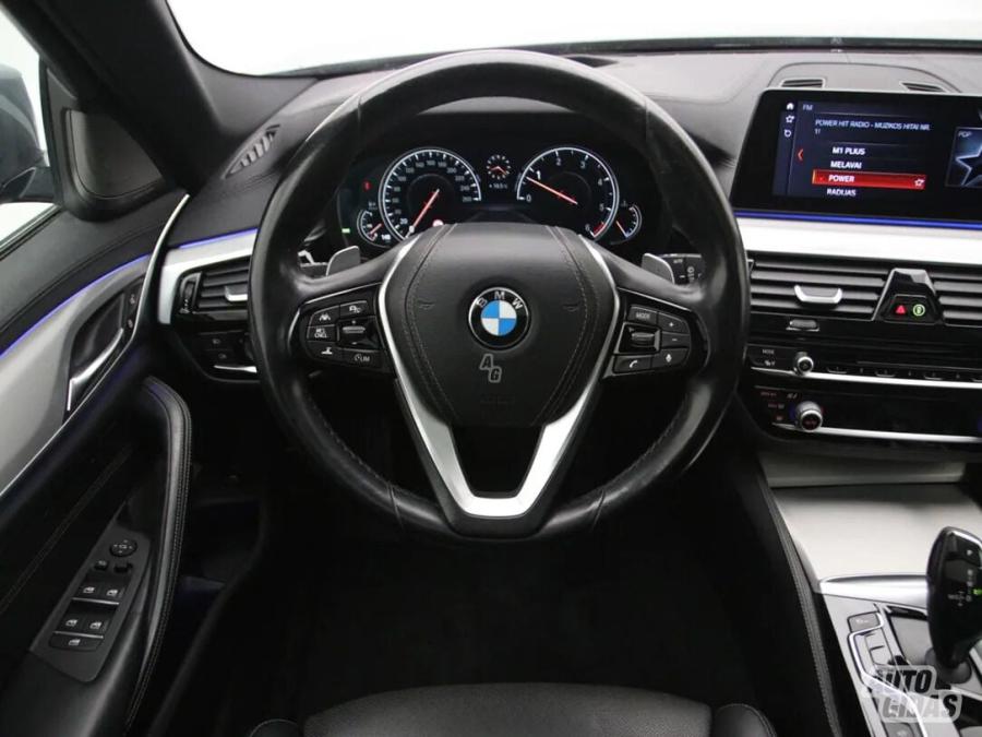 Grey BMW 530 2017 in Vilnius, with an engine capacity of 3.00 L and mileage of 243 thousand km for 19799 €, photo 18 on AUTOMOTO.COM.LV